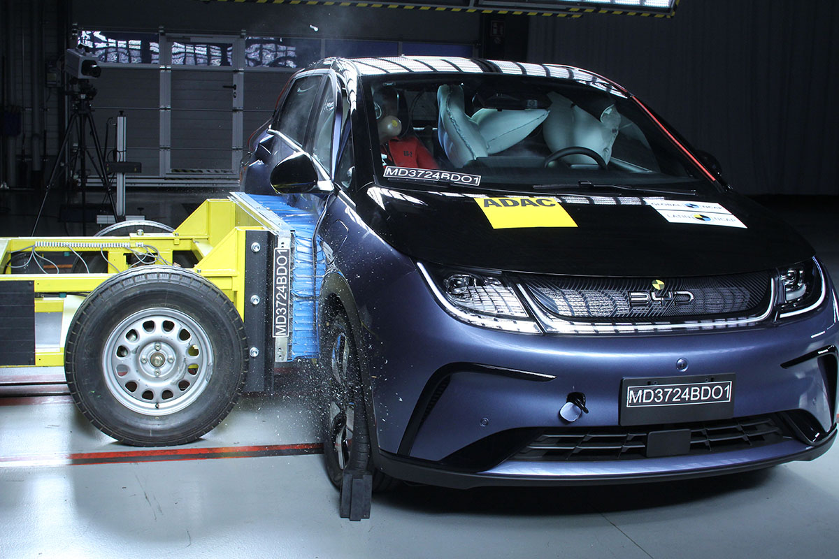 BYD Dolphin Plus recebe 5 estrelas do Latin NCAP